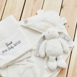 Baby Essentials Gift Set - Neutral